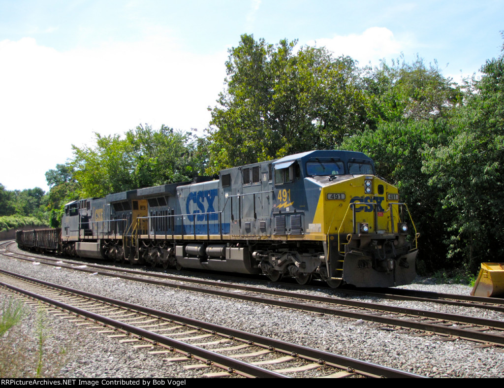 CSX 491 and 662